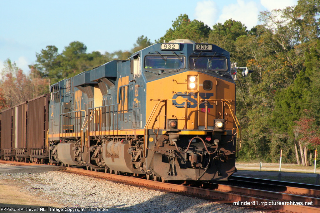 CSX 932